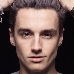 Sam Patterson - Age, Bio, Family | Famous Birthdays