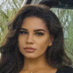 Jessica Peraza - Age, Bio, Family | Famous Birthdays