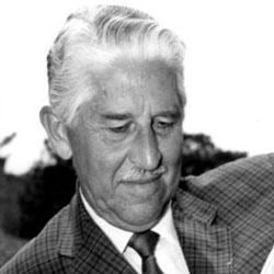 Marlin Perkins - Bio, Family | Famous Birthdays