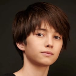 17 Year Old Actors | Famous Birthdays