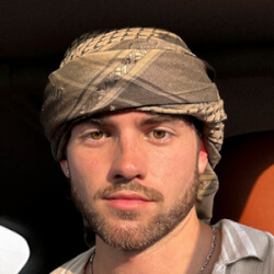Sage Phillips - Age, Bio, Family | Famous Birthdays