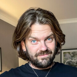 Richard Pink - Age, Bio, Family | Famous Birthdays