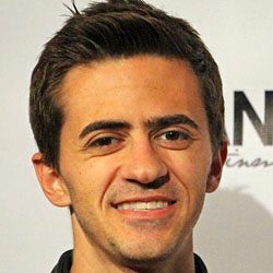 Rob Pinkston - Age, Bio, Family | Famous Birthdays