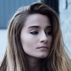 Lilith Max - Age, Bio, Family | Famous Birthdays