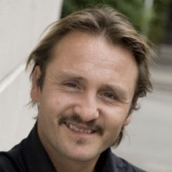 Dar Salim - Age, Bio, Family | Famous Birthdays