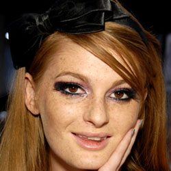 Faye Reagan - Age, Bio, Family | Famous Birthdays