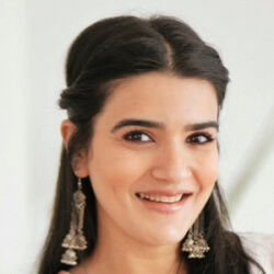 Shehzeen Rehman - Age, Bio, Family | Famous Birthdays