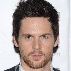 Tom Riley - Age, Bio, Family | Famous Birthdays
