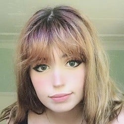 Mia Rodriguez - Age, Bio, Family | Famous Birthdays