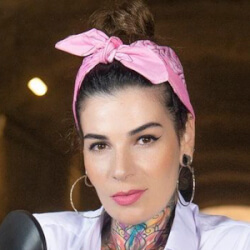 Vanessa Rodriguez - Bio, Family | Famous Birthdays