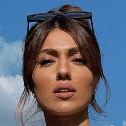 Romitavlz - Age, Bio, Family | Famous Birthdays