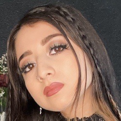 Aley Rose - Age, Bio, Family | Famous Birthdays