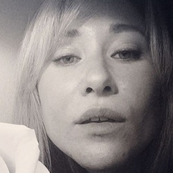 Anna Rose - Age, Bio, Family | Famous Birthdays