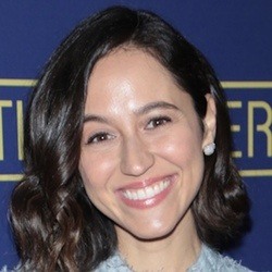 Sara Amini - Age, Bio, Family | Famous Birthdays