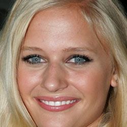 Rebecca Staab - Age, Bio, Family | Famous Birthdays