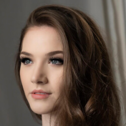 Caitlin Joy Scott - Age, Bio, Family | Famous Birthdays