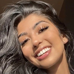 Aliza Grace - Age, Bio, Family | Famous Birthdays