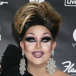 Shannel - Age, Bio, Family | Famous Birthdays