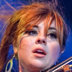 Amanda Shaw - Age, Bio, Family | Famous Birthdays