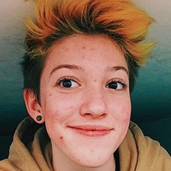 Shorthairshortjuno - Age, Bio, Family | Famous Birthdays
