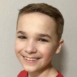 Simas BloxForFun - Age, Bio, Family | Famous Birthdays