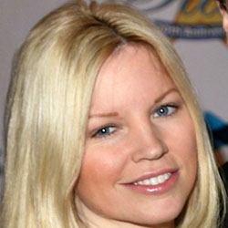 Renee Sloan - Age, Bio, Family | Famous Birthdays
