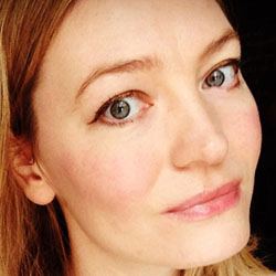 Holly Smale - Age, Bio, Family | Famous Birthdays