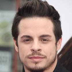 Casper Smart - Age, Bio, Family | Famous Birthdays