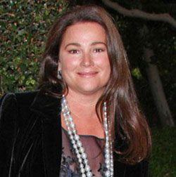 Kelly Shaye Smith - Age, Bio, Family | Famous Birthdays