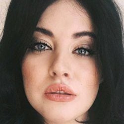 Starlie Smith - Age, Bio, Family | Famous Birthdays