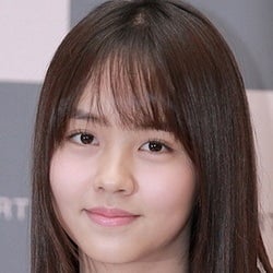 Oh Eun-seo - Age, Bio, Family | Famous Birthdays