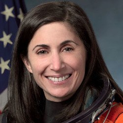 Nicole Stott - Age, Bio, Family | Famous Birthdays