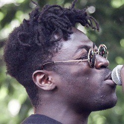 Moses Sumney - Age, Bio, Family | Famous Birthdays