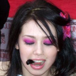 Skye Sweetnam - Age, Bio, Family | Famous Birthdays