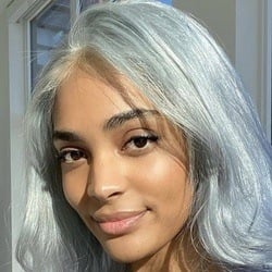 syanne7 - Age, Bio, Family | Famous Birthdays