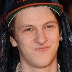 Jamie T - Age, Bio, Family | Famous Birthdays