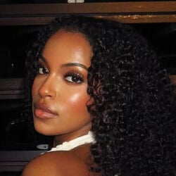 themiaamoore - Age, Bio, Family | Famous Birthdays