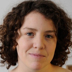 Jess Thom - Age, Bio, Family | Famous Birthdays