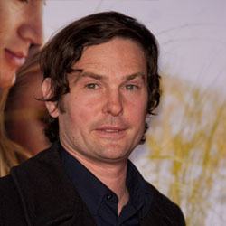 Henry Thomas - Age, Bio, Family | Famous Birthdays