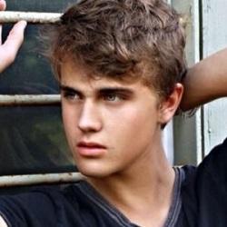 Zac Thomas - Age, Bio, Family | Famous Birthdays