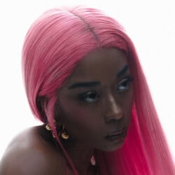 TiaCorine - Age, Bio, Family | Famous Birthdays