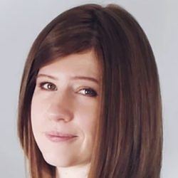 Stacy Cruz - Age, Bio, Family | Famous Birthdays