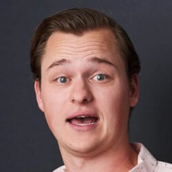 Cooper Tomlinson - Age, Bio, Family | Famous Birthdays