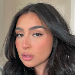 Catalina Torrez - Age, Bio, Family | Famous Birthdays