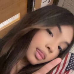 Izabella Bell - Age, Bio, Family | Famous Birthdays