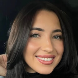 Rosina Valcheva - Age, Bio, Family | Famous Birthdays