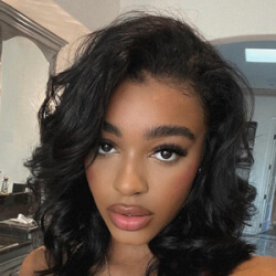 Mari Vee - Age, Bio, Family | Famous Birthdays