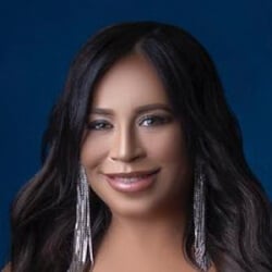 Suleika Estrella Veloz - Bio, Family | Famous Birthdays
