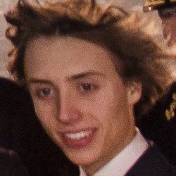Nils Kuesel - Age, Bio, Family | Famous Birthdays