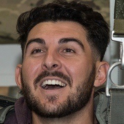 Alex Vesia - Age, Bio, Family | Famous Birthdays